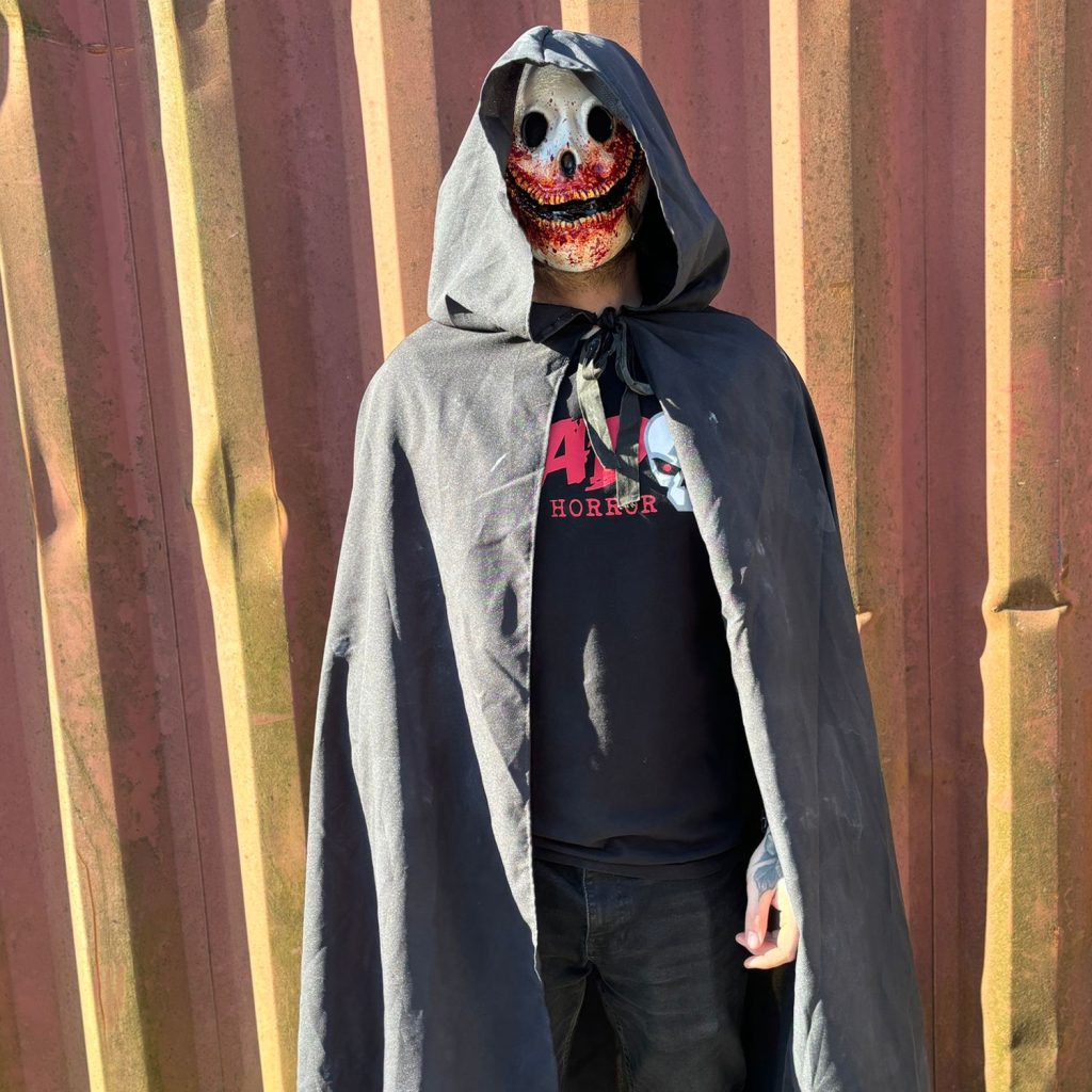 The Butcher Bloody Apron - Mad About Horror